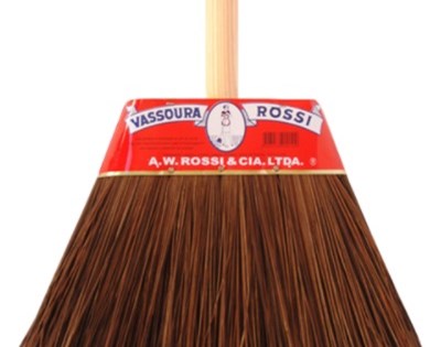 Vassoura piassaba Nº 3 c/cabo madeira | PapelClean